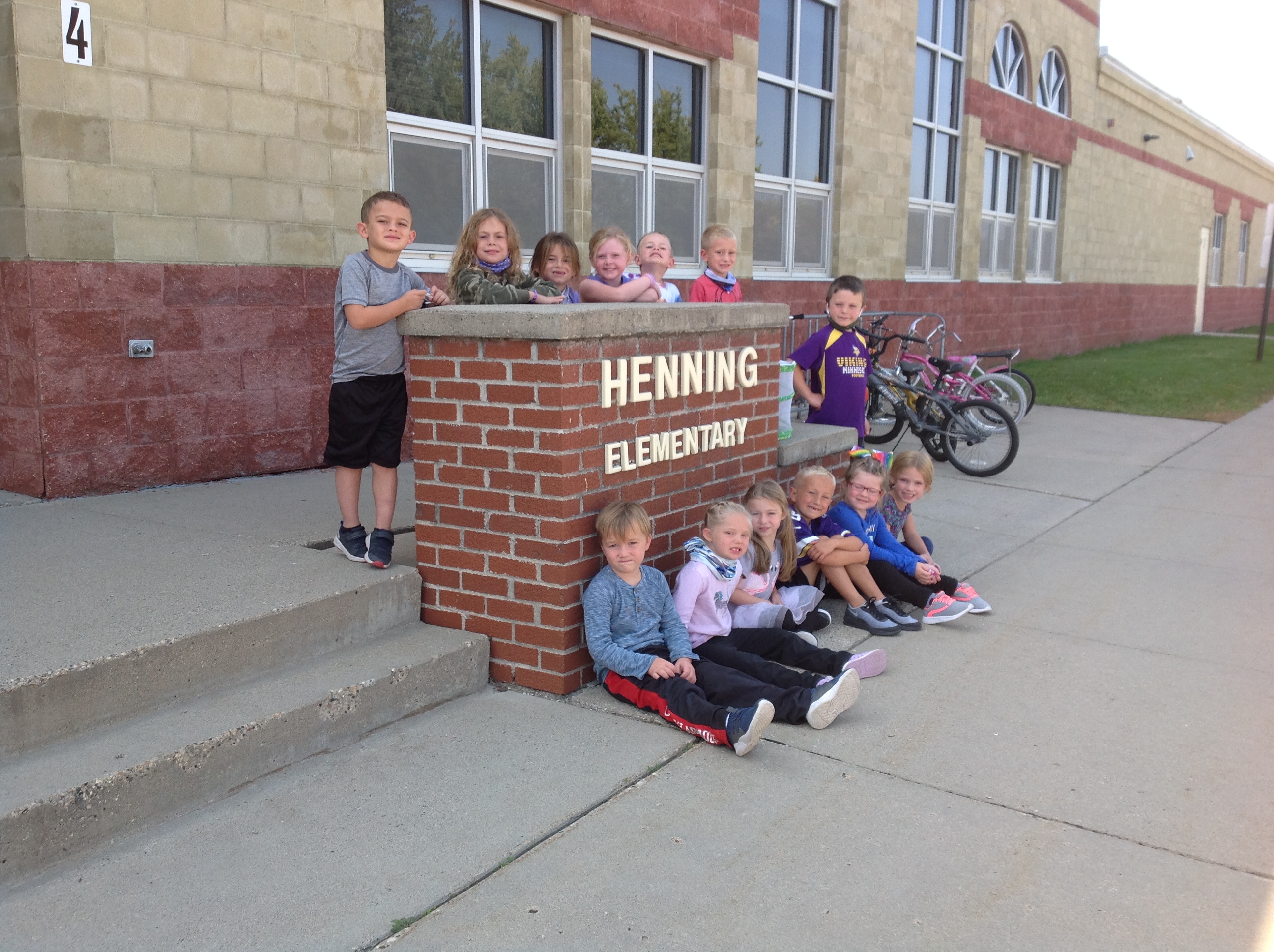 Henning Public School